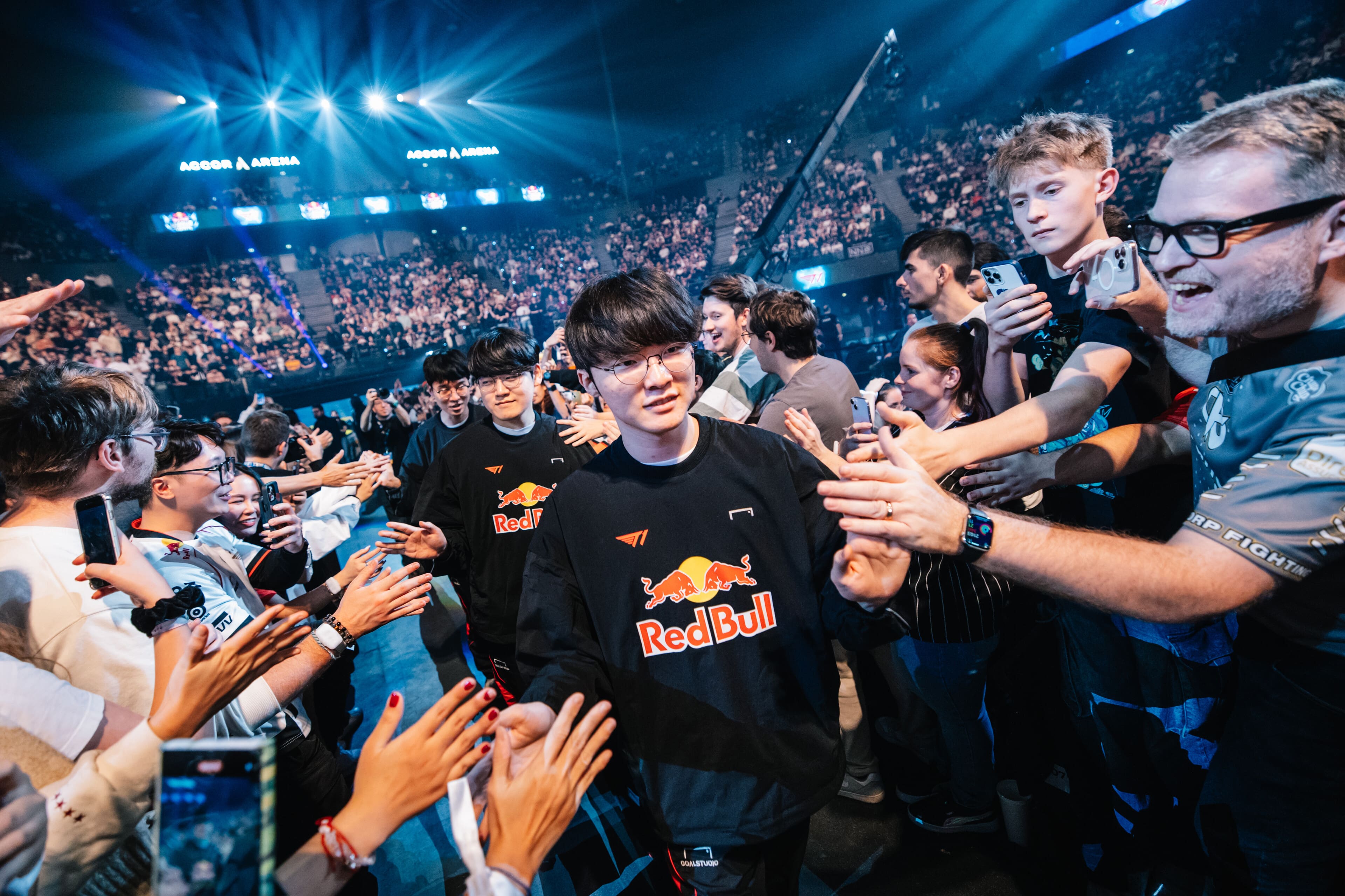 Red Bull League Of Its Own Delivers Unpredictable League Of Legends ...